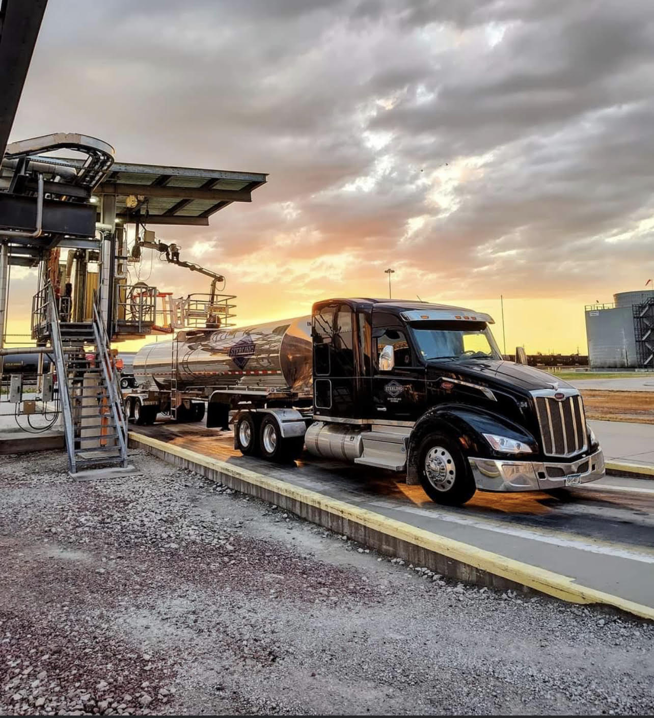 Sterling Logistics, LLC - Bulk Freight Liquid Transportation